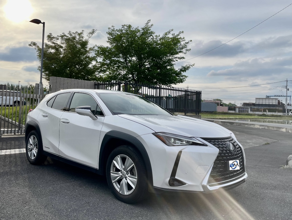 Lexus UX 250h – BM Motors Japan